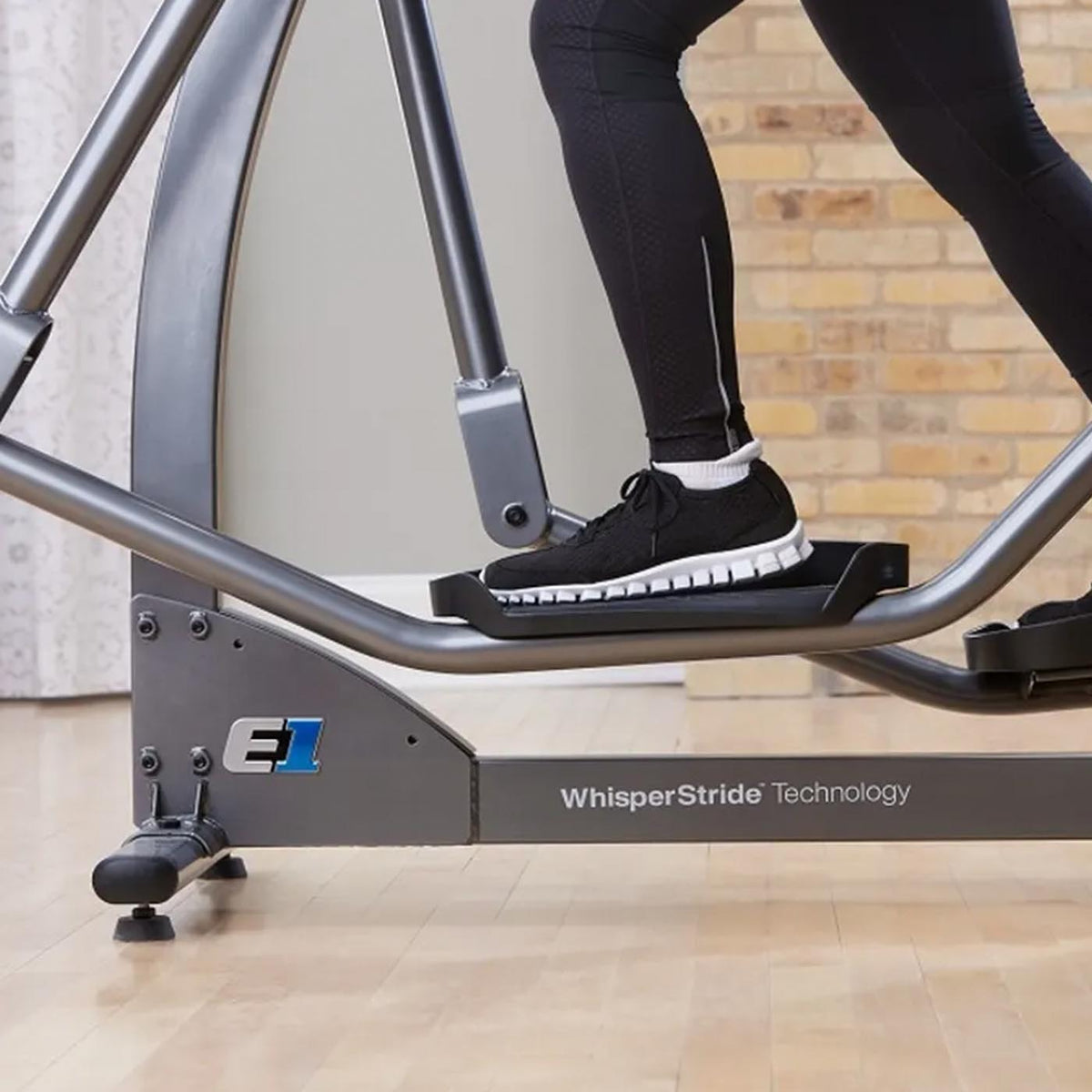 XTC Fitness | Life Fitness E1 Elliptical Cross-Trainer Home Gym Canada